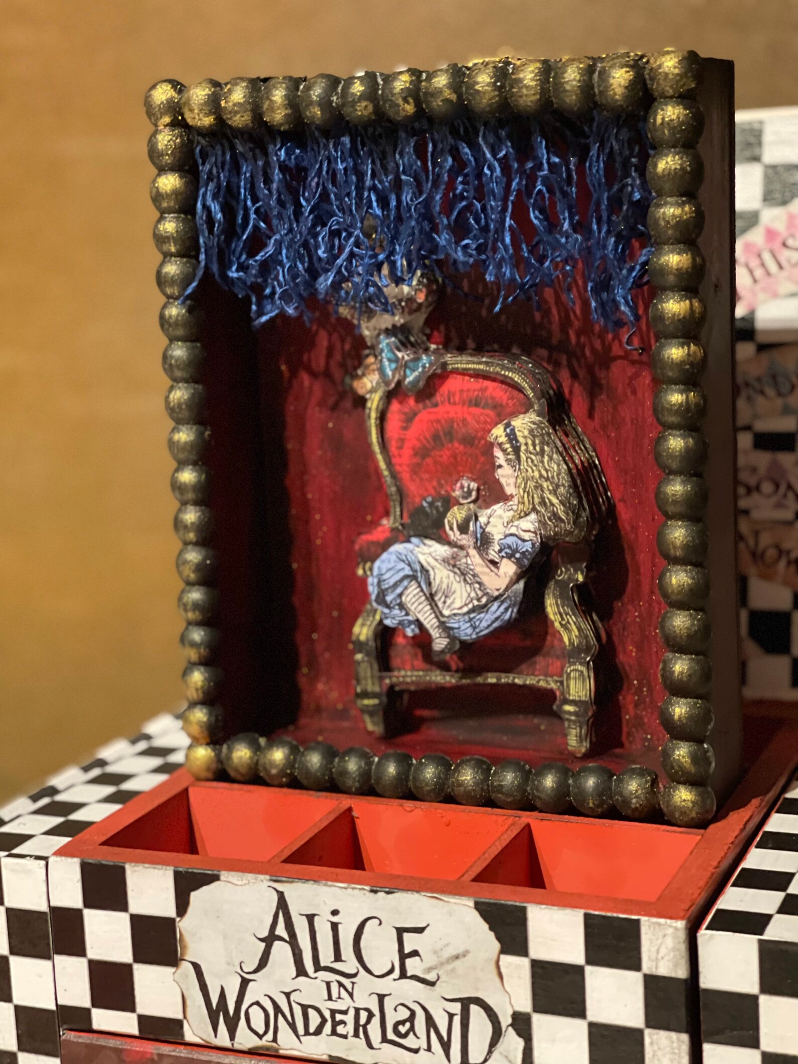 Alice in Wonderland Vintage Style,alicia Marks It,alice Unique Home ...