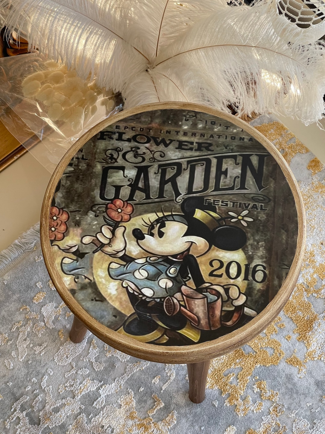 Minnie Mouse Vintage Wooden Stool,minnie Mouse Pouffe,mickey & Minnie ...