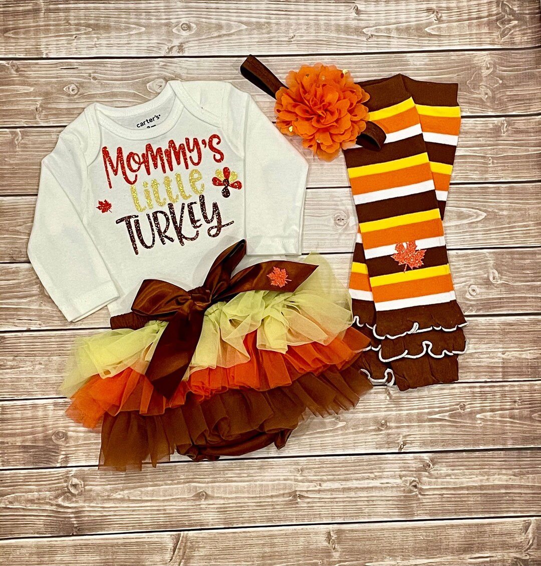 Newborn First Thanksgiving Outfit