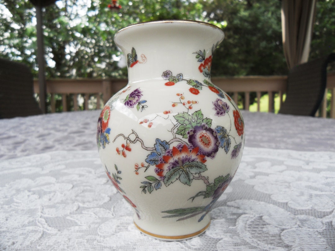 German Thomas Ivory Porcelain Vase - Etsy