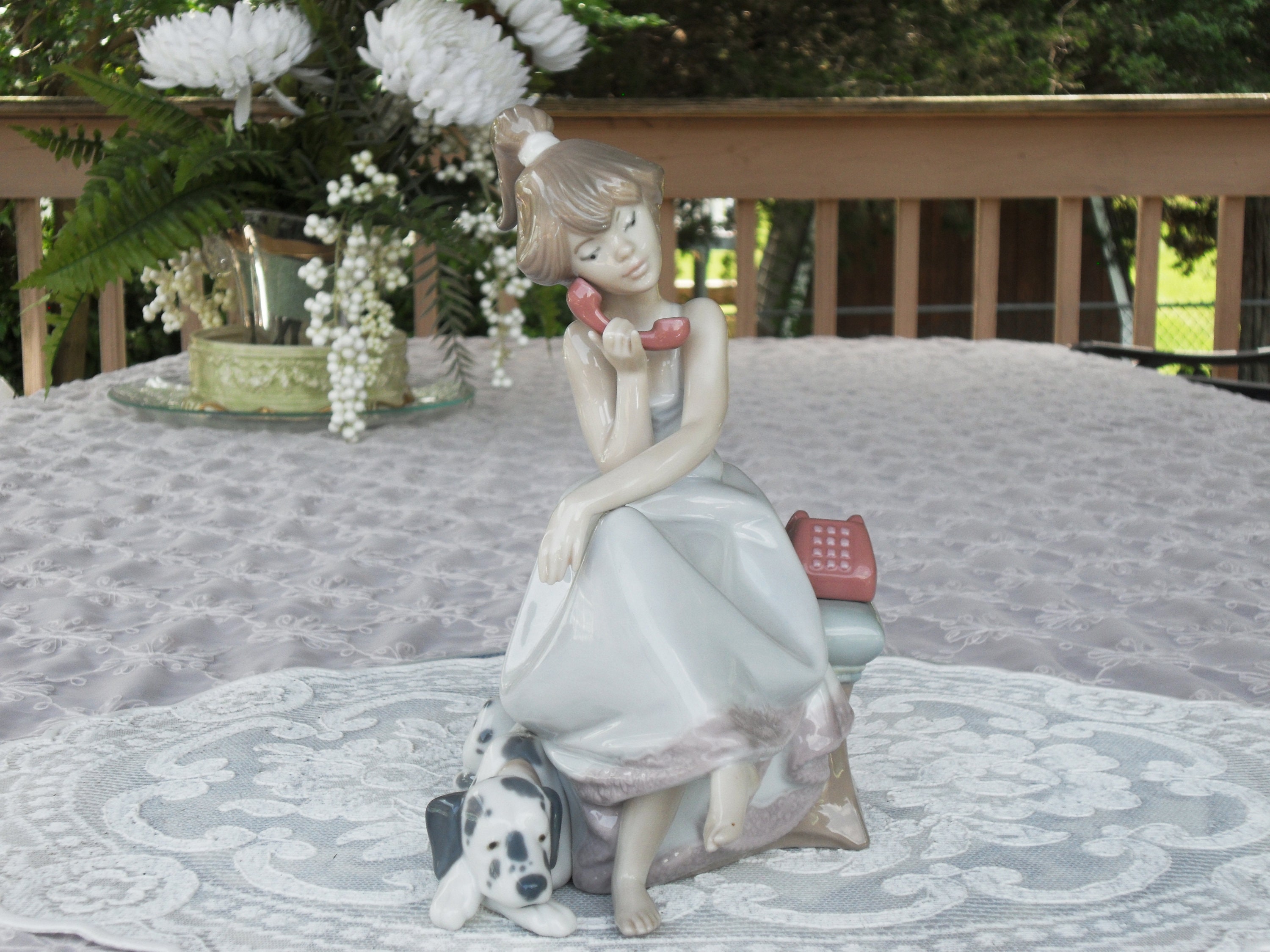Lladro "chit Chat Girl" on Phone W/ Dalmation Dog # 5466 1987 - Etsy