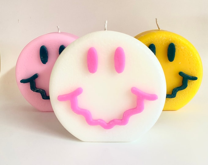 Smiley Face Candle - Candle Mold, Aesthetic Room Decor, Trendy Candle ...
