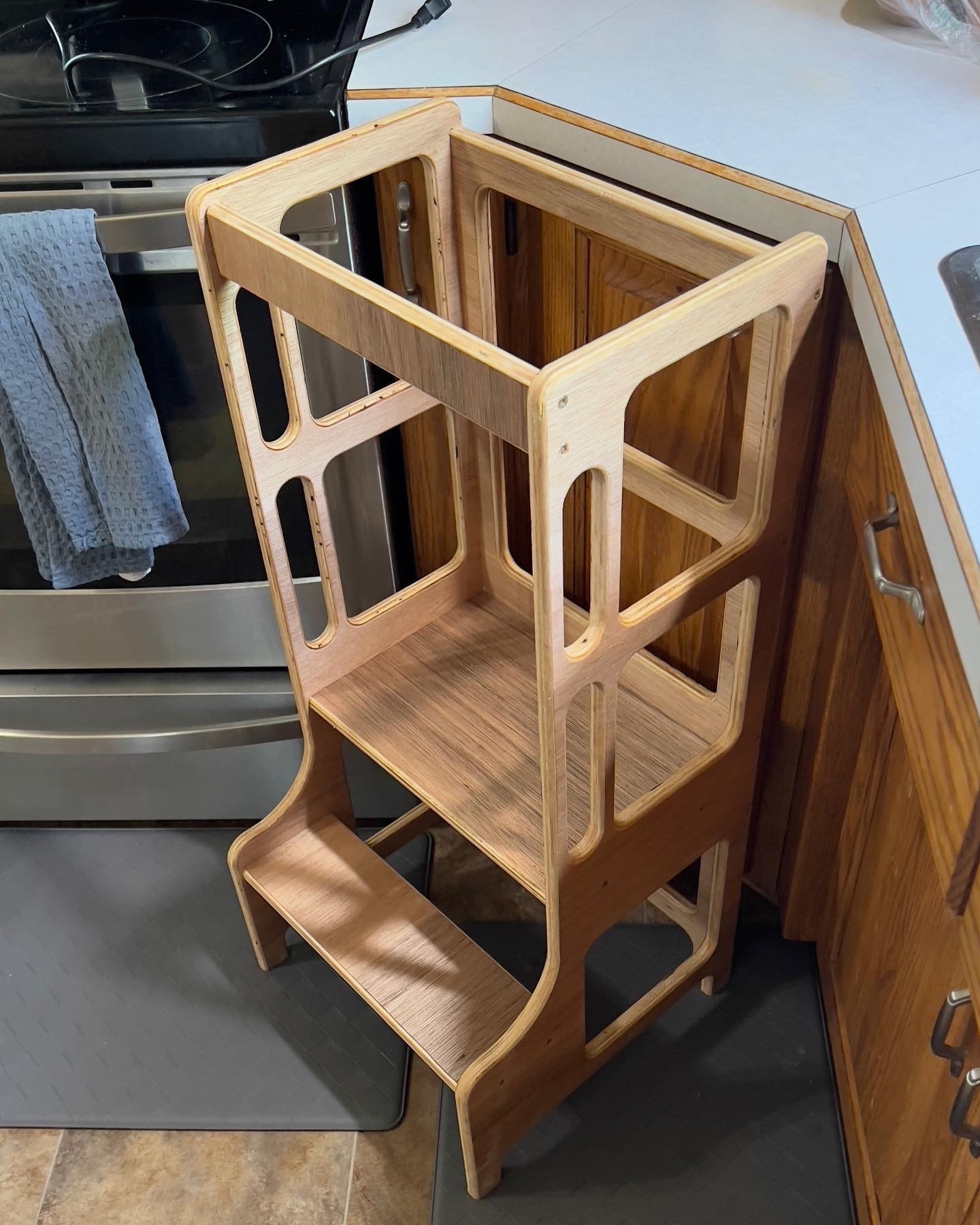 CNC File Helper Stand Helping Toddler Tower Vector Step Stool Kids ...