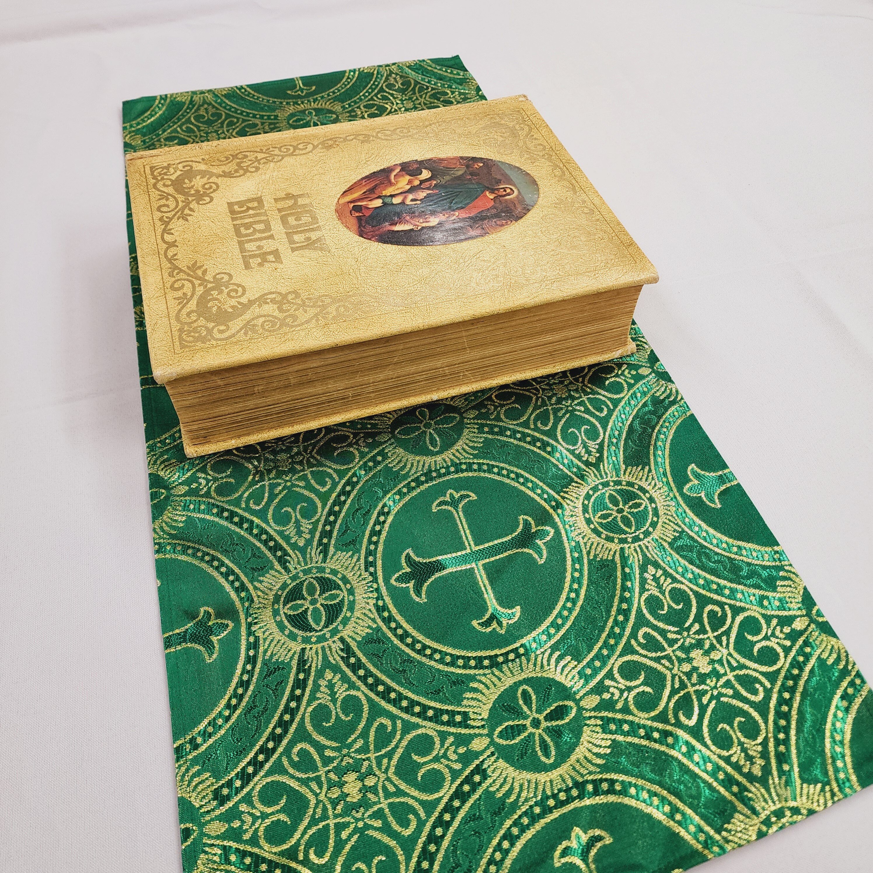 Emerald Green Gold Altar Liturgical Cloths Catholic Catechesis 6 ...