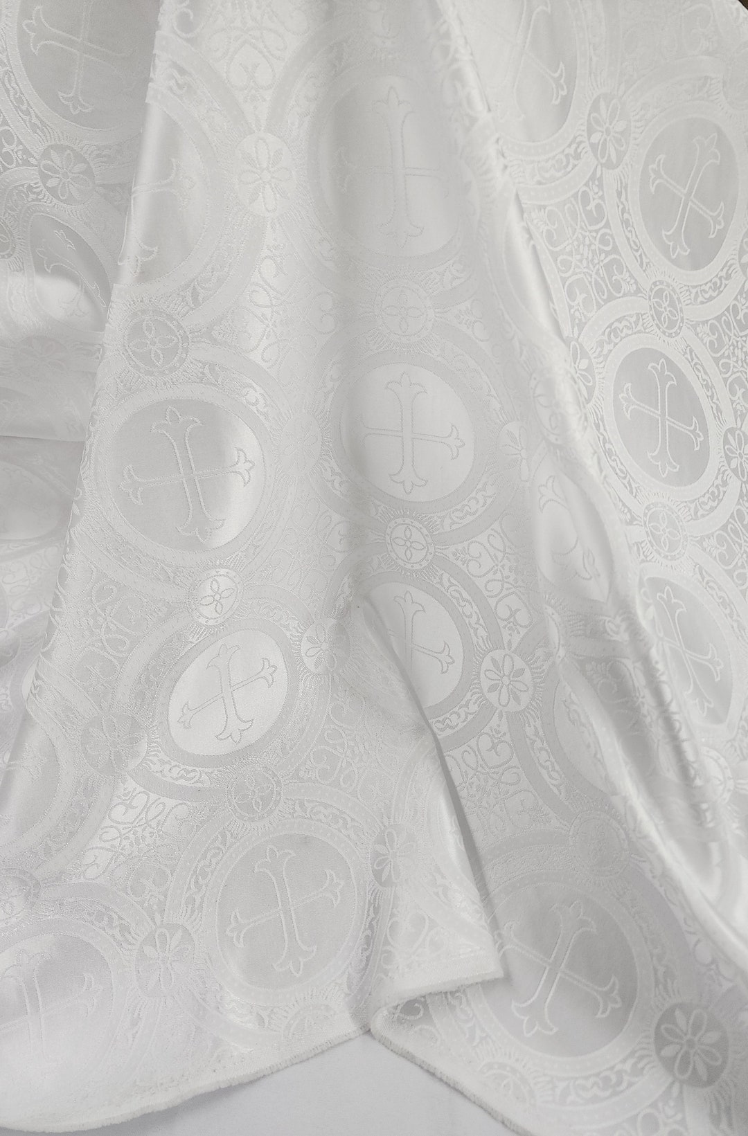 5 Wide Circle Pattern White Religious Church Brocade Fabric Vestment ...