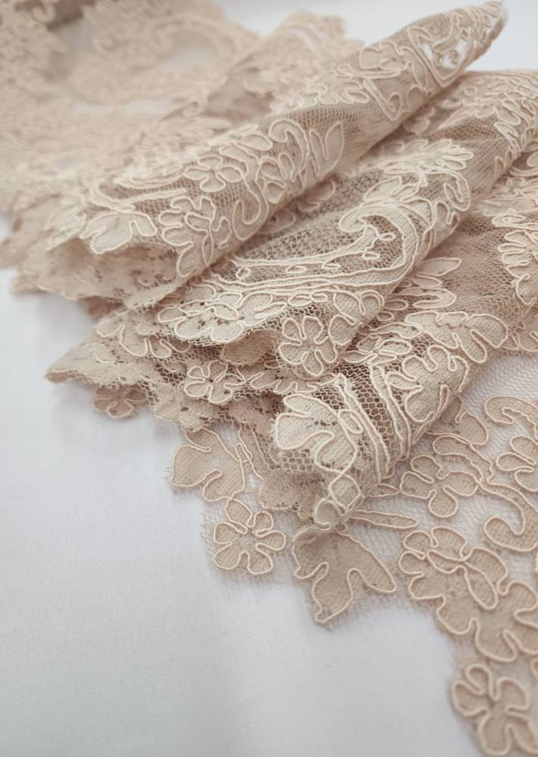 Taupe Alencon Lace Trim, Corded Trim, Floral Scalloped Lace, Bridal ...