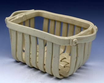 Woven Pottery, Bread Basket, Fruit Bowl, Warm White, Brown Speck Glaze ...