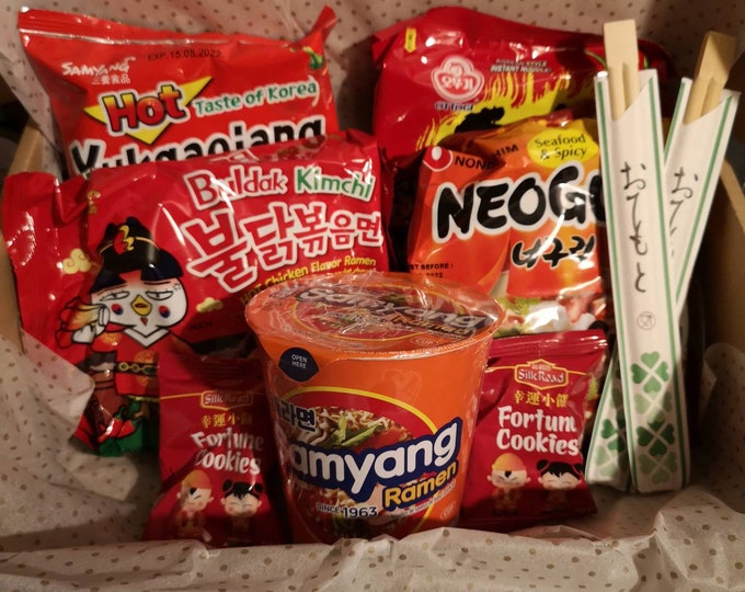 Korean Spicy Ramen Noodle Box - Etsy