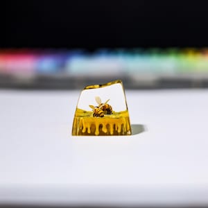 Handmade Honey & Bee Keycap – Resin SA Profile 1U | Nature-inspired ...