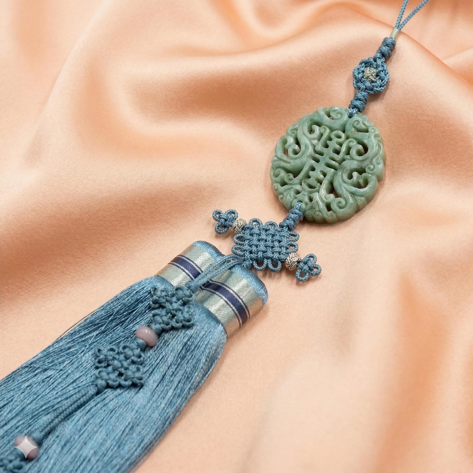 Jade Norigae – Elegant Korean Traditional Hanbok Ornament - Etsy