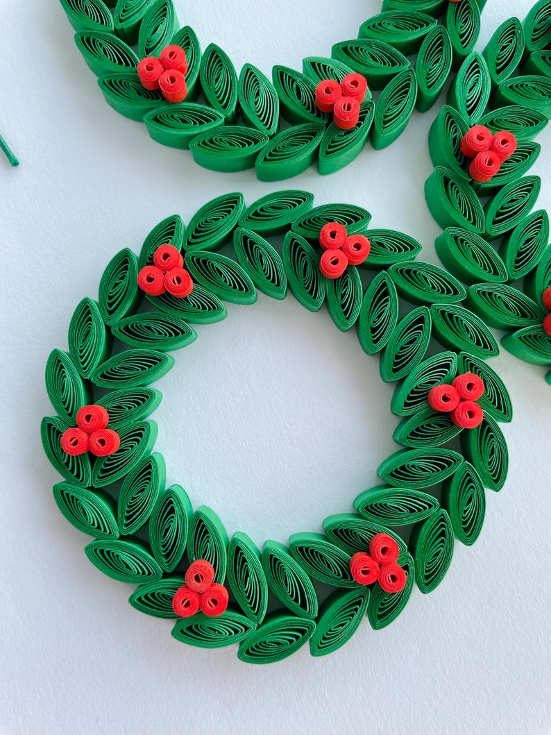 Christmas Wreath / Quilled Christmas Wreath / Paper Ornament / Quilling ...