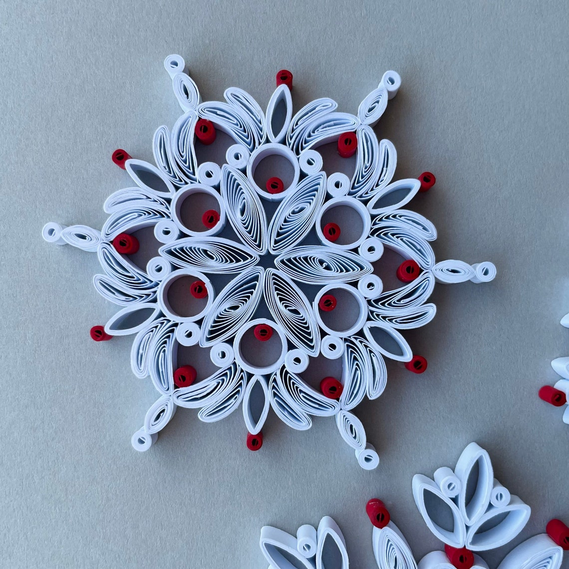 3 Quilled Snowflakes/ Paper Snowflake / Quilled Ornament - Etsy