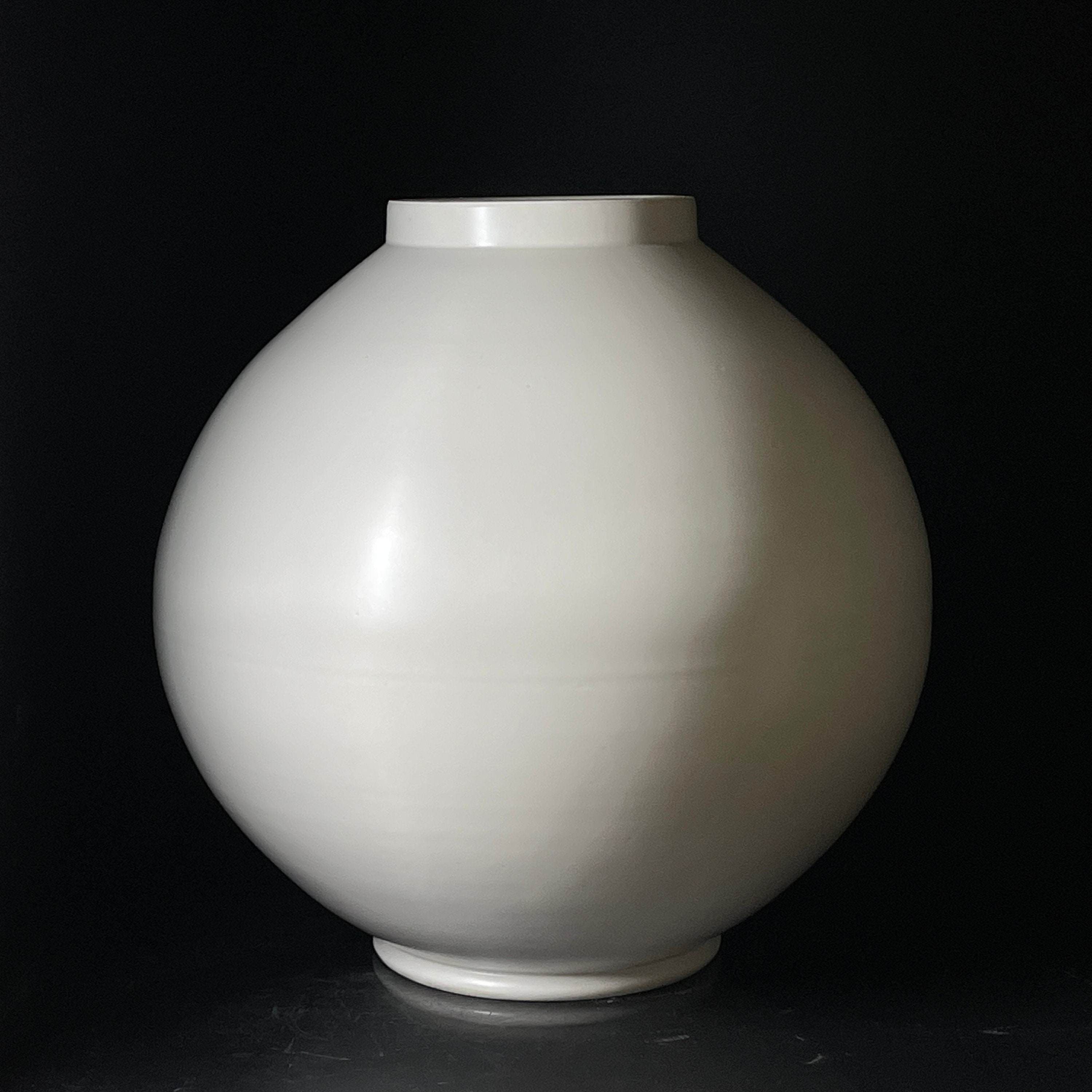 Handmade Korean Big Moon Jar Matt Korean Moon Jar - Etsy