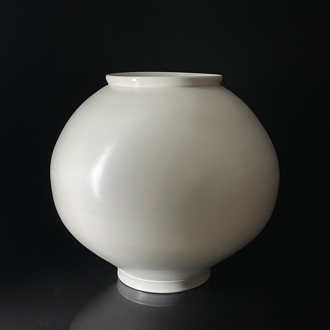 Handmade Korean Big Moon Jar Glossy - Etsy