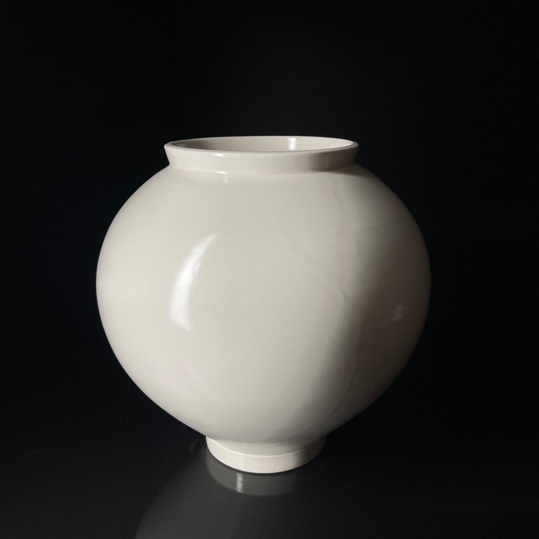 Handmade Korean Medium Moon Jar Glossy - Etsy