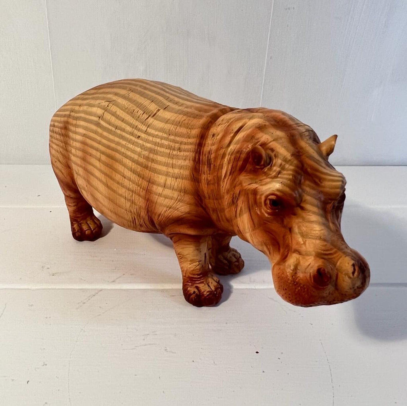 Hippopotamus in Wood Effect Resin ornaments for the Home Home ...
