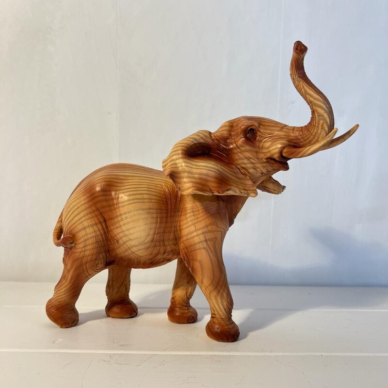 Elephant Gifts - 60+ Gift Ideas for 2025