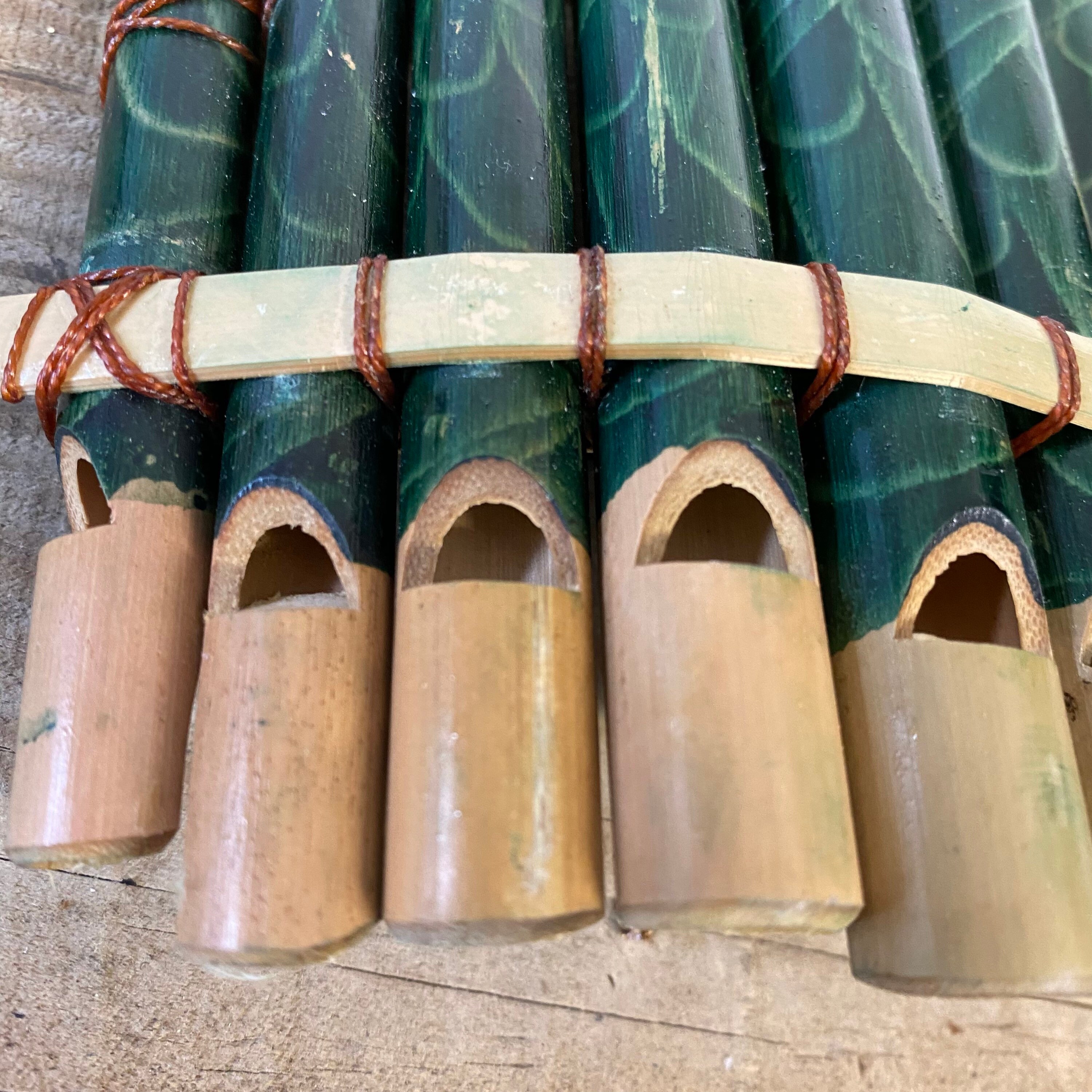 Peruvian Panpipes Featuring Leaf Pattern | Etsy