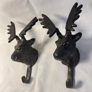 2 X Wall-mounted Cast Iron Deer Head Hooks for Hats, Coats, Durable and ...