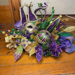 Mardi Gras Centerpiece - Etsy