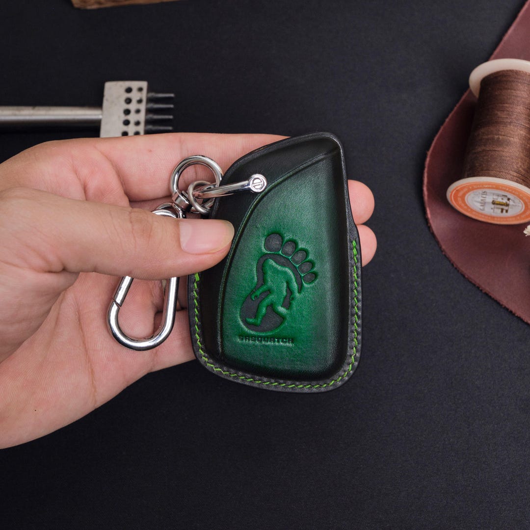 Chevrolet Colorado Key Fob Cover, Handcrafted Leather Key Case for ...