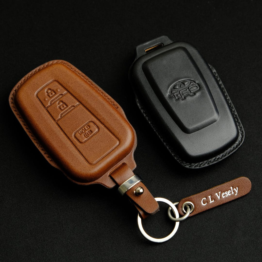 Toyota RAV4 TRD Pro Key Fob Cover, Leather Key Chain for Toyota RAV4 ...