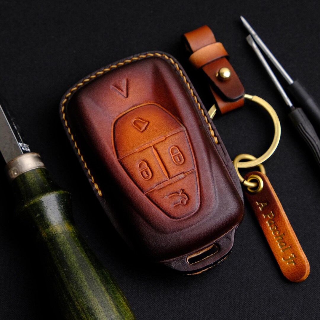 Vinfast VF5 Leather Key Fob Cover, Personalized Key Fob Case for ...