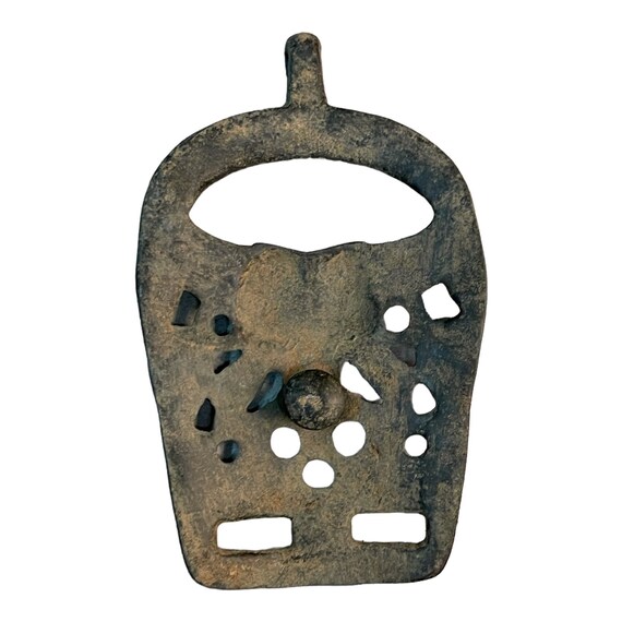 Ancient Roman bronze cow with horn depicting big plaq… - Gem