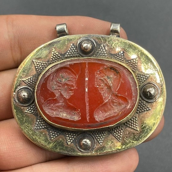 Beautiful Ancient Intaglio 2 faces Carnelian Stone an… - Gem