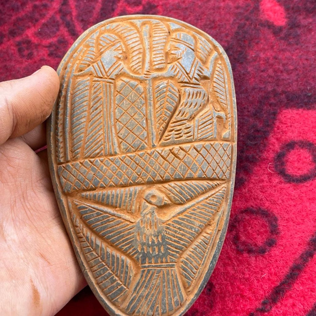 Unique Ancient Middle Eastern Sumerian Stone Kings Bird Engraving Tile ...