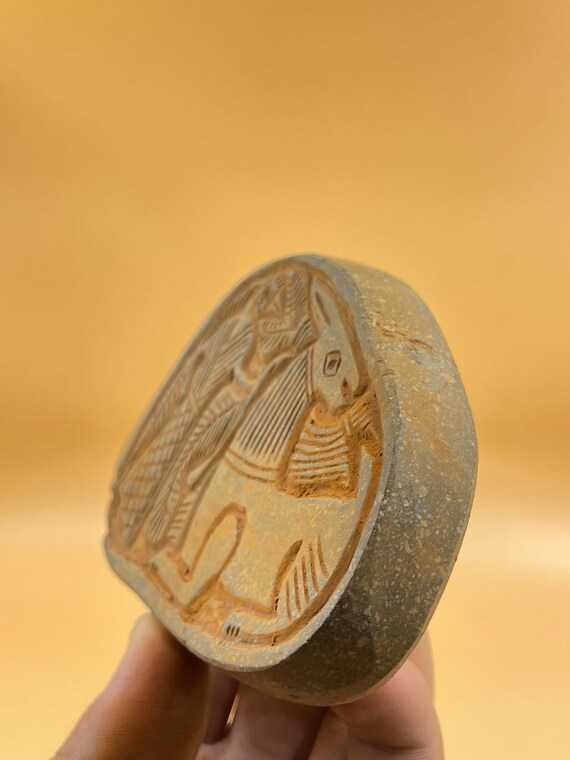 Unique Ancient Near Eastern stone mythical historic t… - Gem