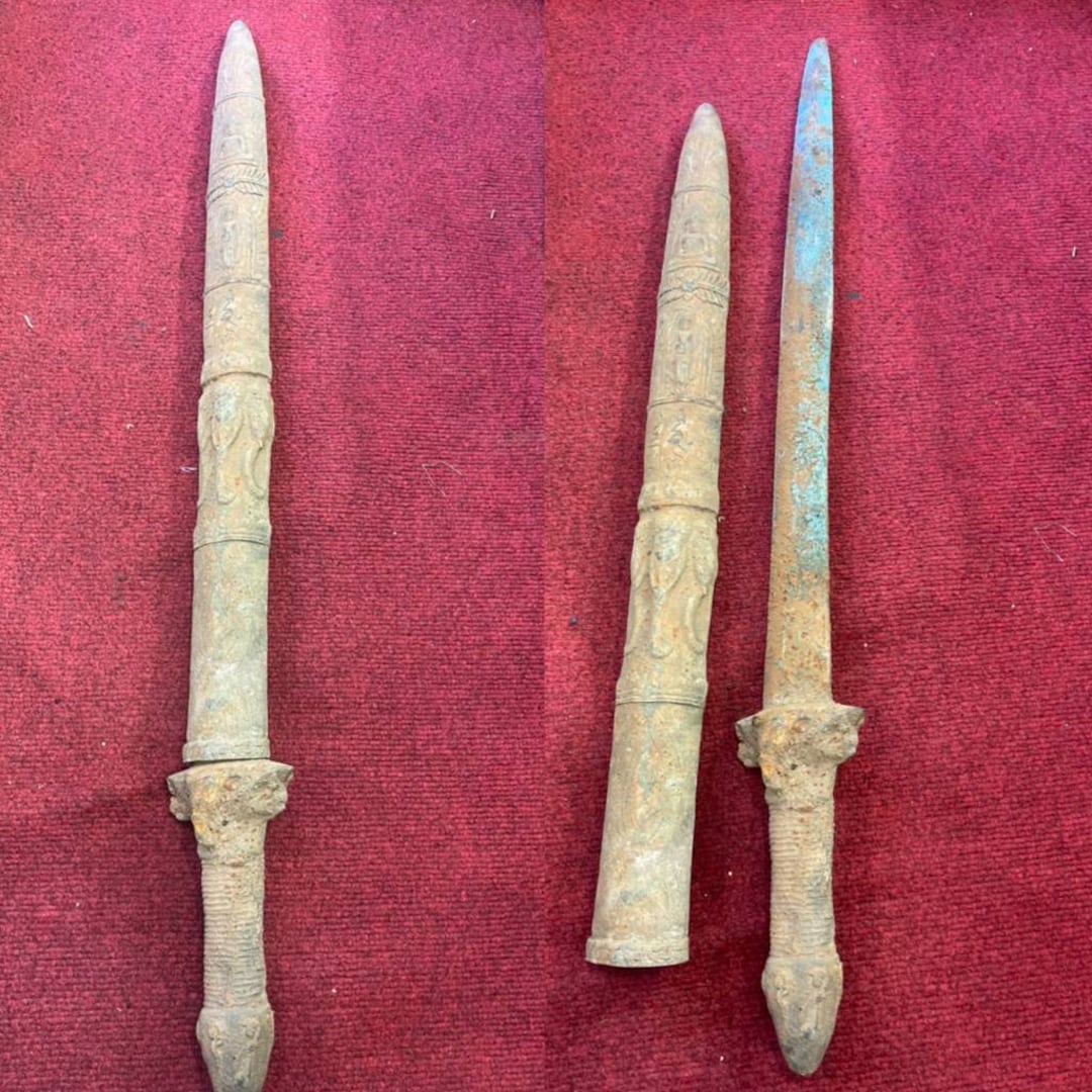 Ancient Near Eastern Gandhara Bronze Big Heavy Sword With Buddha ...