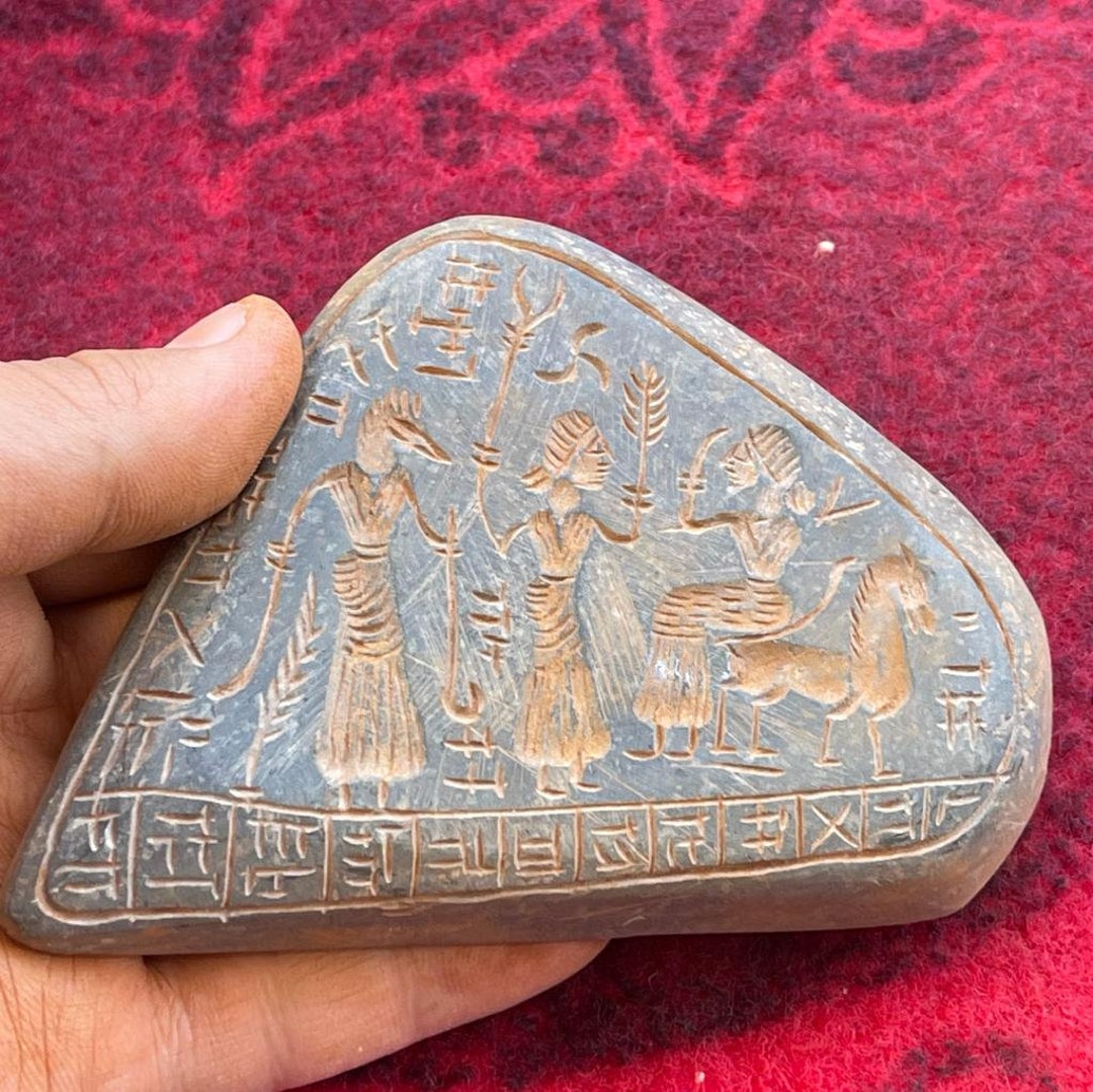 Unique Ancient Middle Eastern Sumerian Stone Kings Animals Intaglio ...