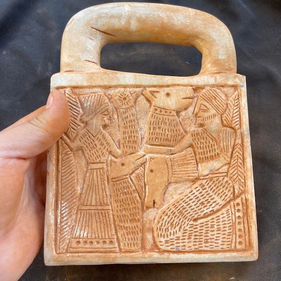 Unique Ancient Near Eastern Old Stone Carving "Bag" o… - Gem