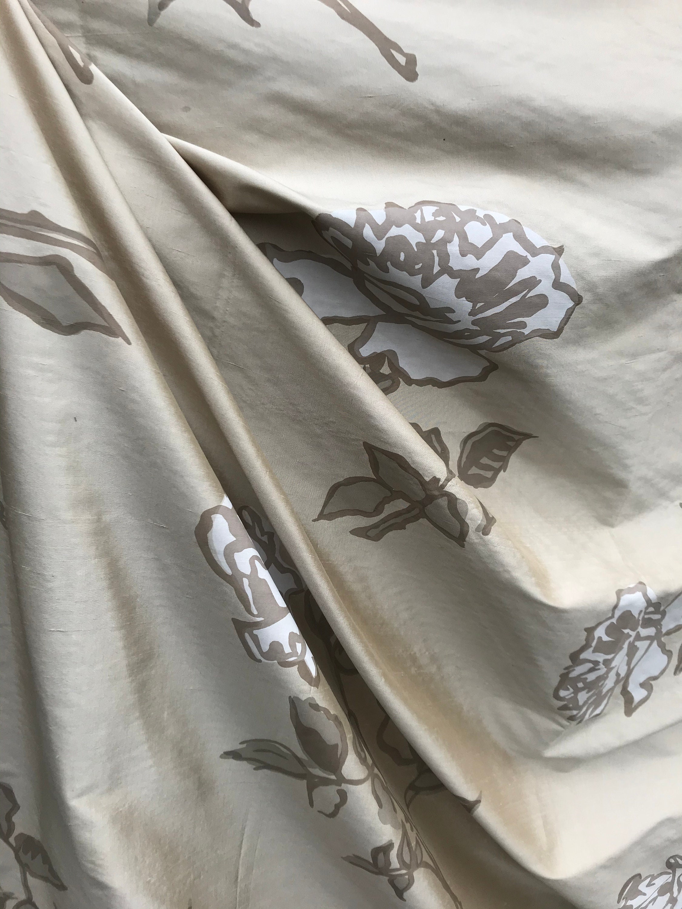 Cecil Beaton Fabric 'BEATON ROSE'. Colour 'mink' on Silk. Printed by ...