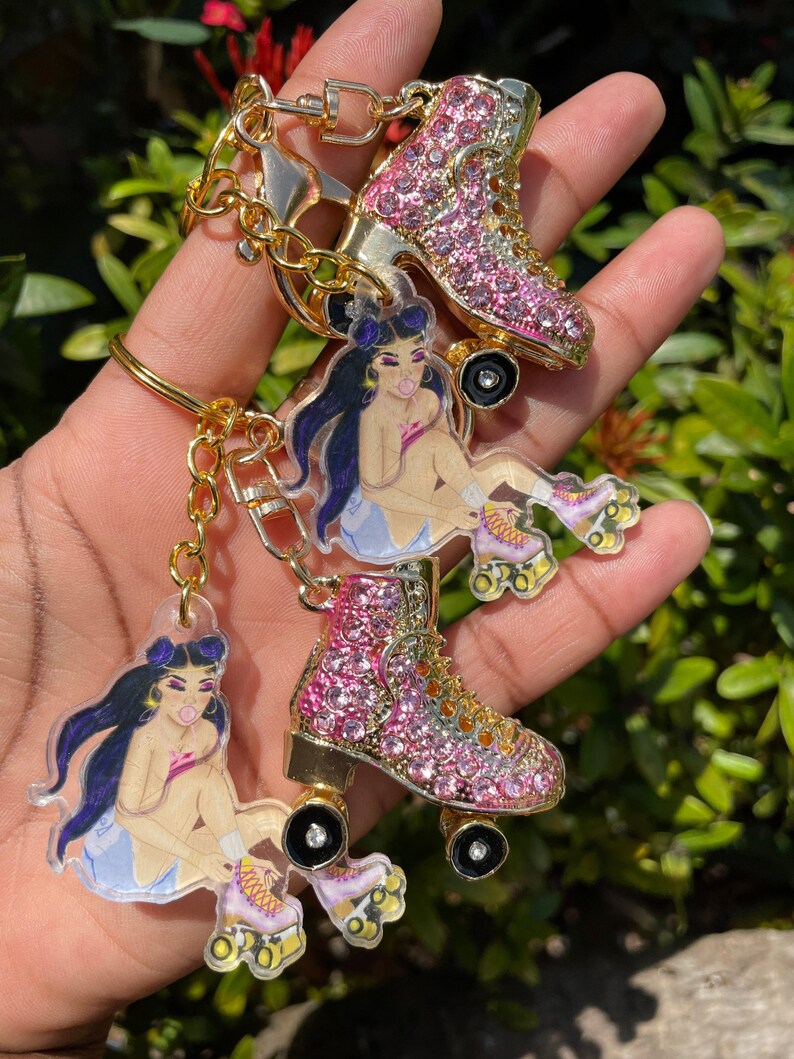 Roller Skate Keychain - Etsy