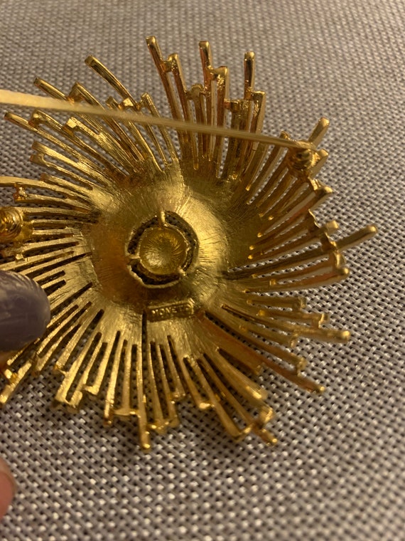 Monet Vintage flower statement, Brooch Pin signed - Gem