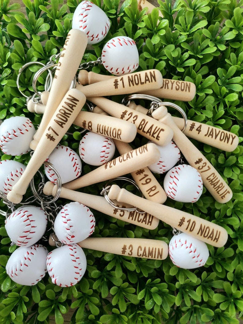 Personalized Baseball Keychain - Etsy