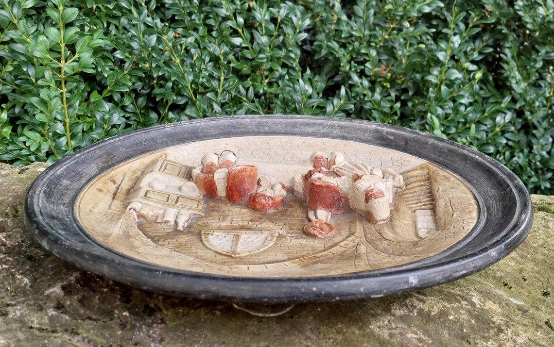 Old Plaster Plate / Medieval Scene, Tavern / Decorative Plate / Wall ...