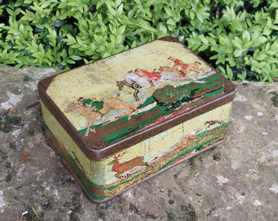 Old Rectangular Box / Illustration Hunting With Hounds, Horses, Game ...