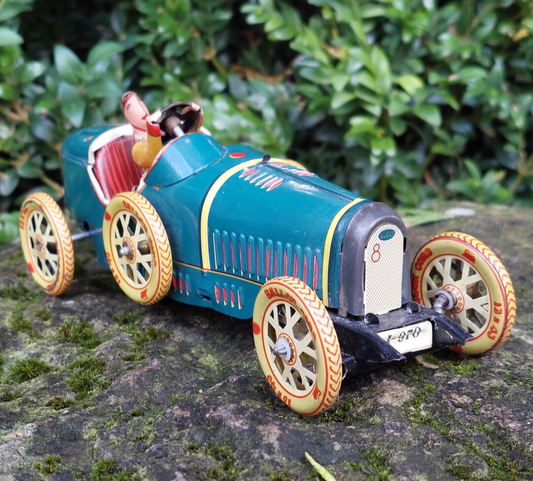 Bugatti Mechanical Metal Car Reproduction / KEYLESS / Wind-up ...