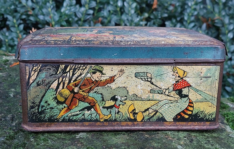 Old Iron Biscuit and Sugar Box / the Modern Hive, Cakes, Pastries ...