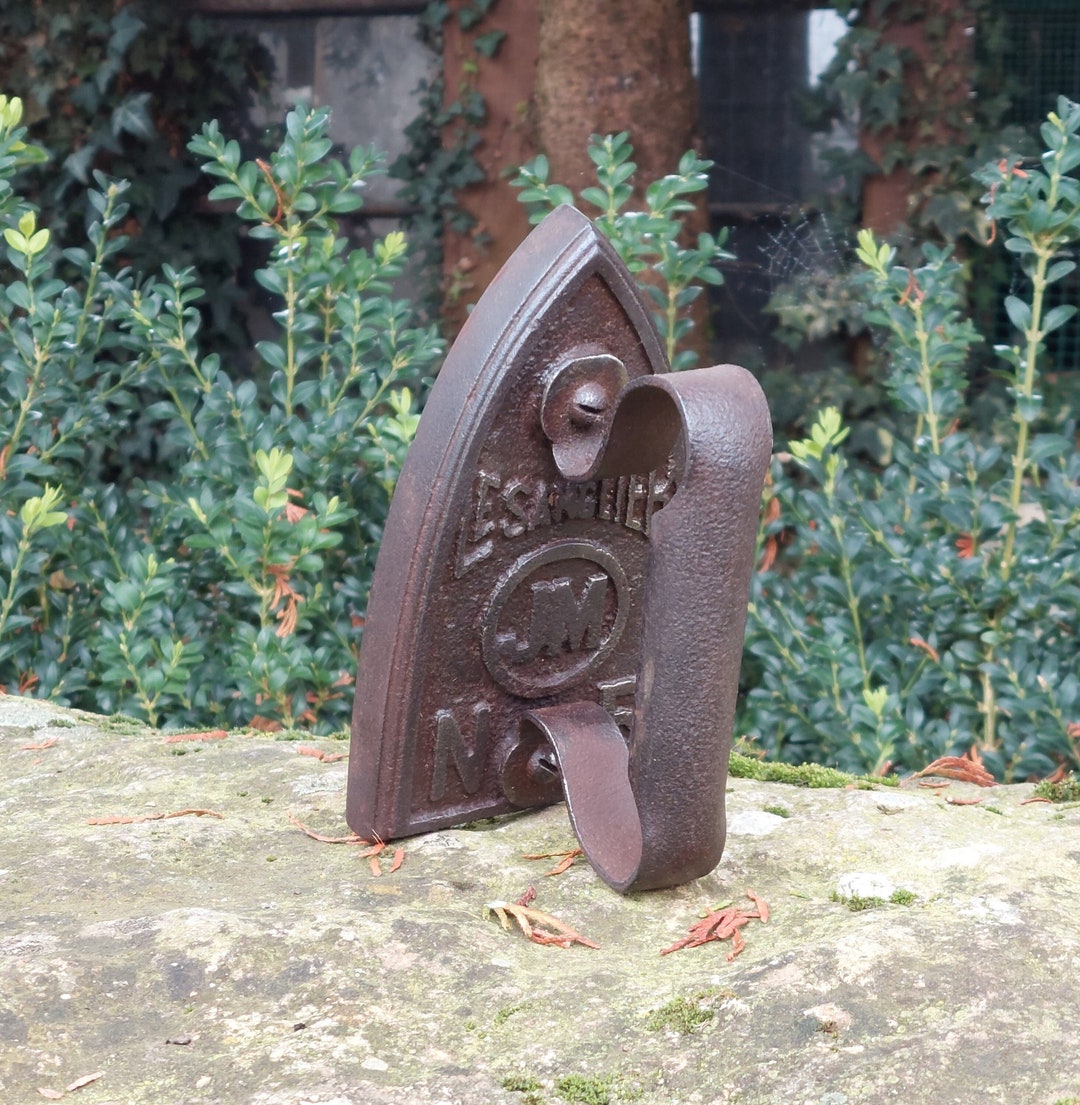 Old Iron / THE BOAR - JM / Iron Number 5 / Xixth Century / Material ...