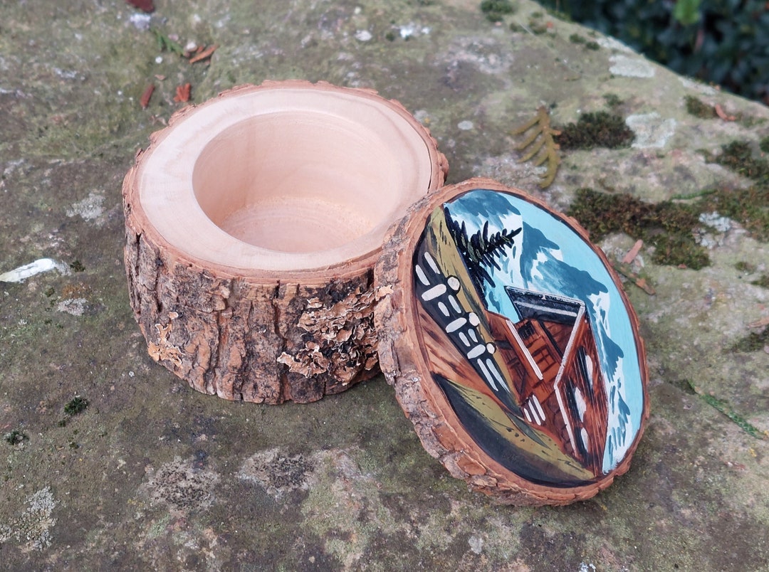 Small Wooden Box, Tree Trunk Shape / Mountain Illustration / Old Box ...