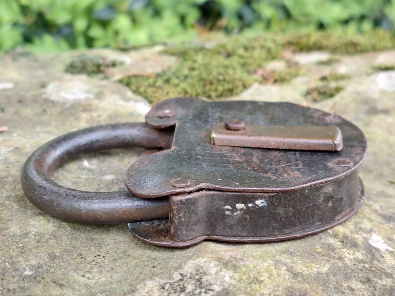 Old Large Padlock With Key / Mickey Head Shape / Weight: 130 G ...