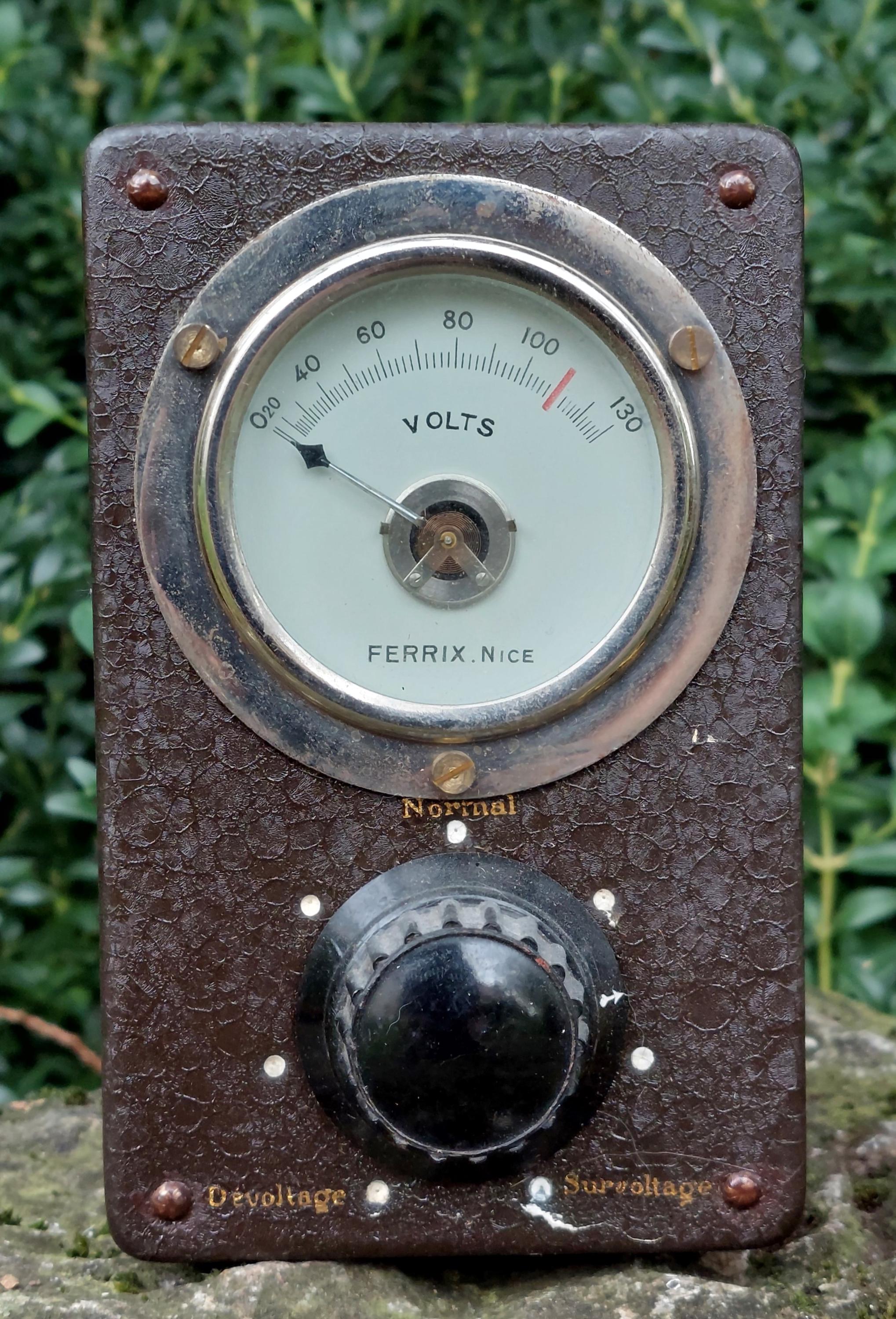 Vintage French Transformer/voltmeter, Metal Casing / Brand: FERRIX ...