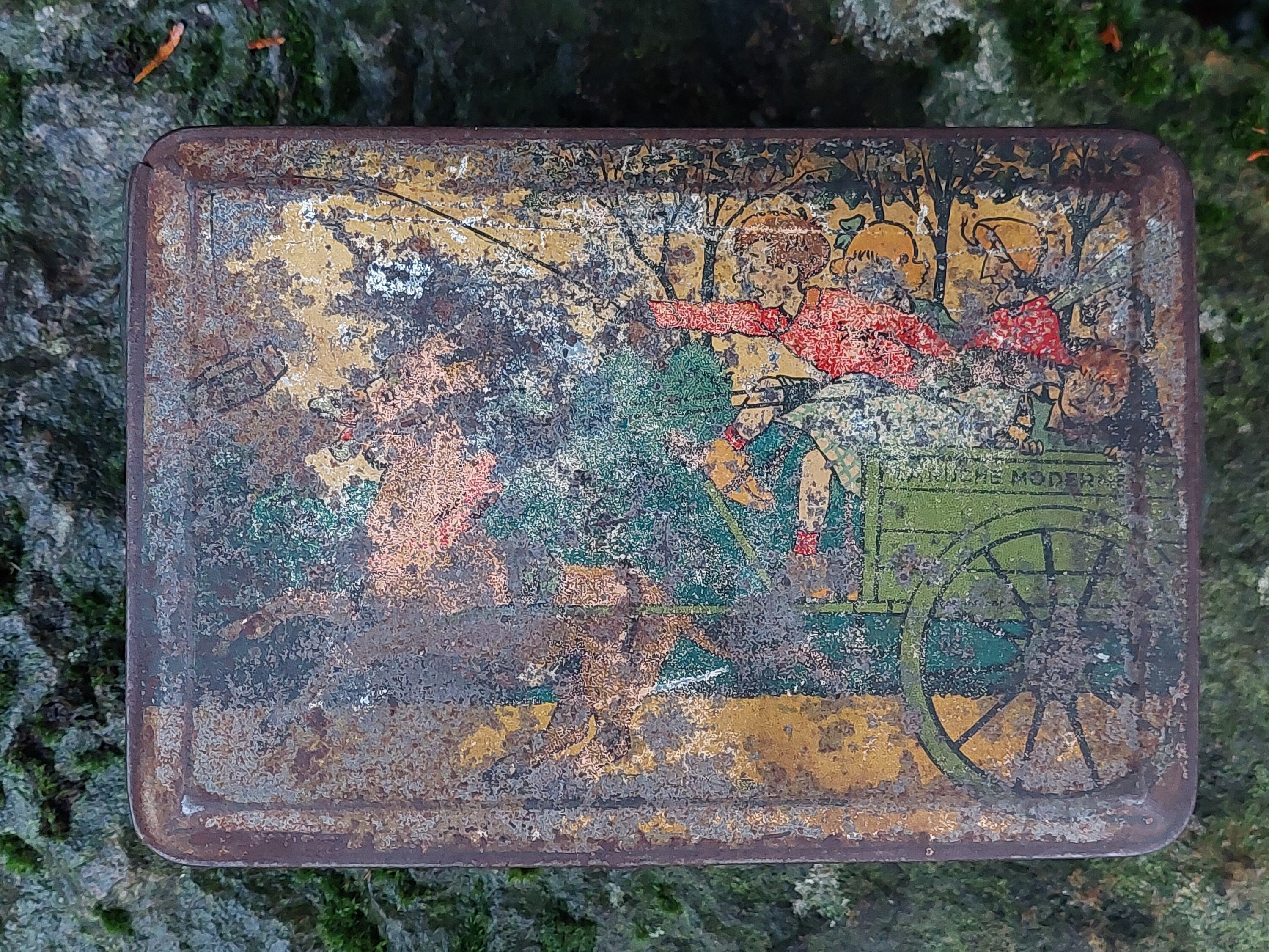 Old Iron Biscuit and Sugar Box / the Modern Hive, Cakes, Pastries ...