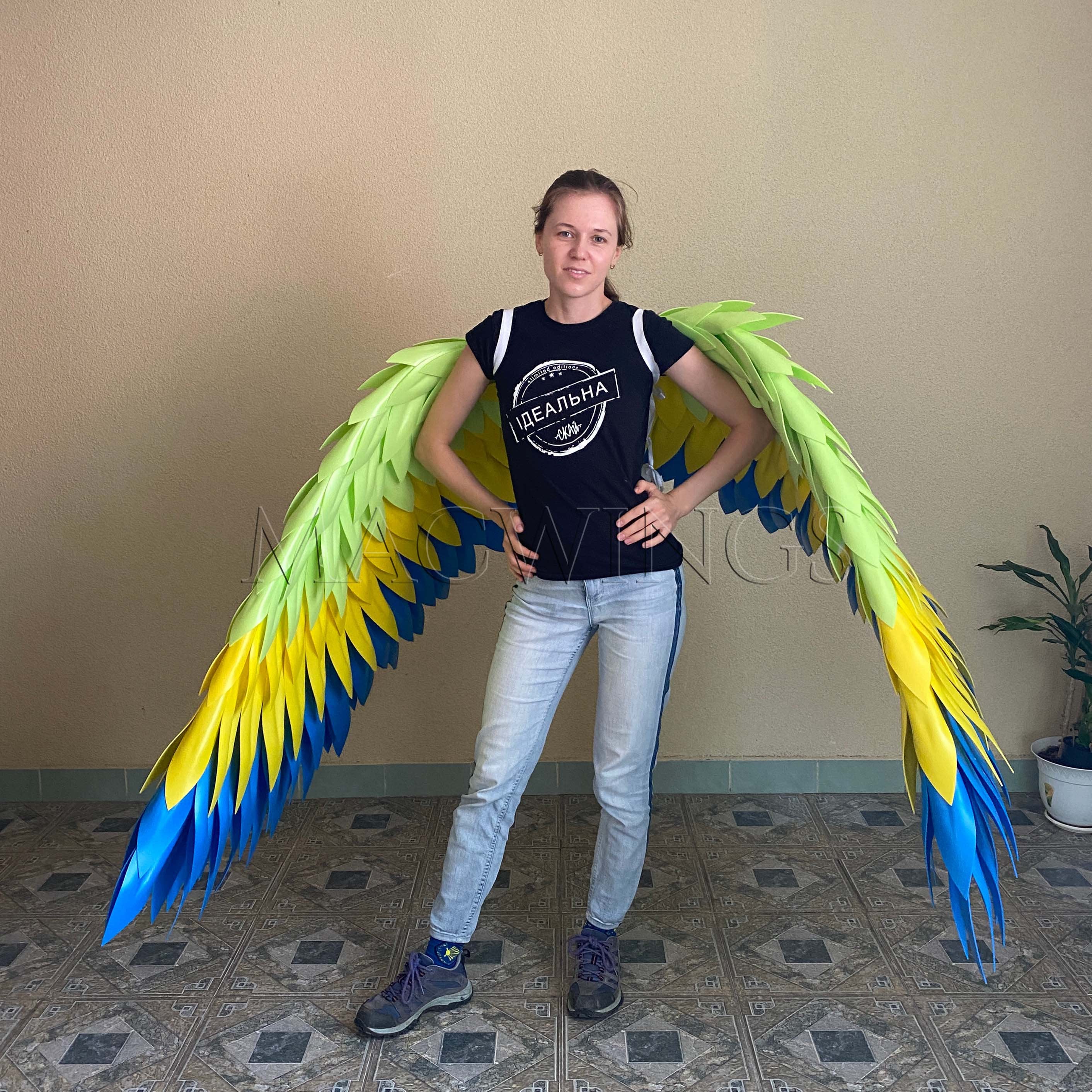 Green Macaw Wings Costume Movable Bird Wings Wings for Dance, Colorful ...