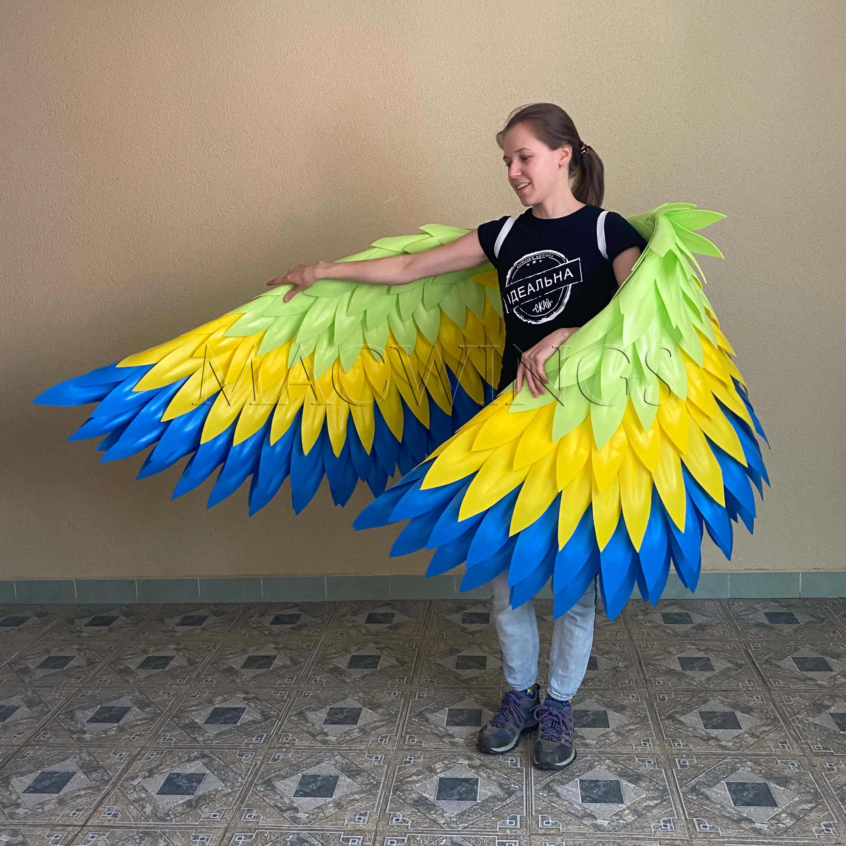 Green Macaw Wings Costume Movable Bird Wings Wings for Dance, Colorful ...