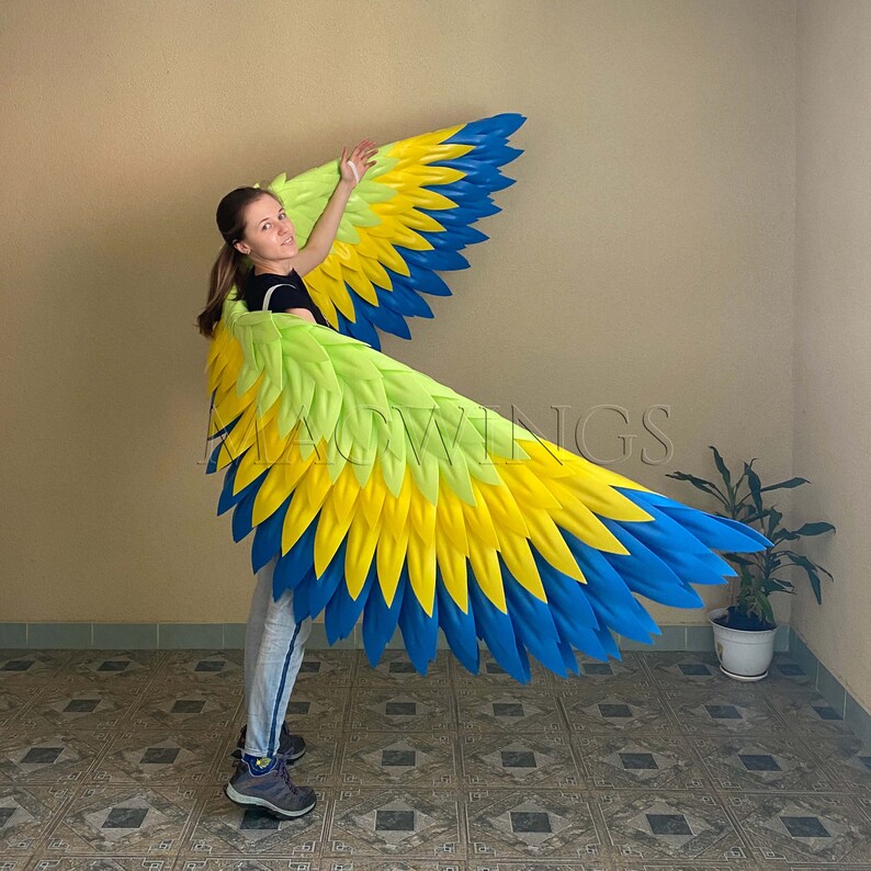 Green Macaw Wings Costume Movable Bird Wings Wings for Dance, Colorful ...